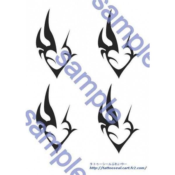 水で転写！誰でも簡単貼り付けコスプレ用タトゥーシール！取り扱い説明書が付属します。【シートサイズ】　A5【印刷個数】　4回使用分【絵柄サイズ】　8.4cm × 5cm
