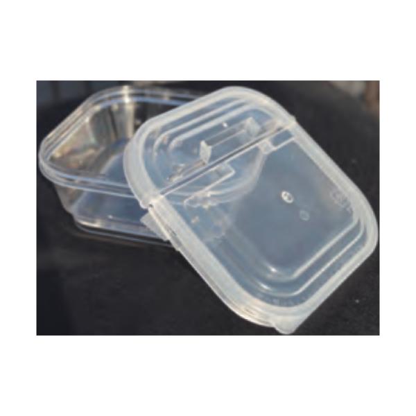 巣はちみつ（コムハニー）を美しく、そして衛生的に販売・保管できる 日本製の巣はちみつ容器 です。透明度の高いクリアタイプで、巣蜜の切り口が側面からしっかり見える構造 を採用。巣脾の規則的な六角形や、蜜の色・濃度が鮮やかに映え、売り場での訴求...