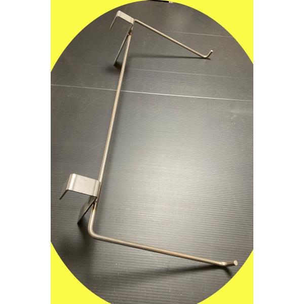 国内で製造。ステンレス製。軽量型。