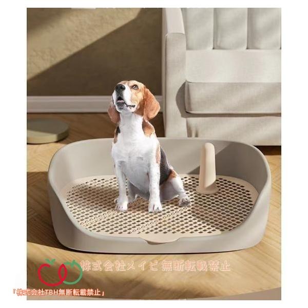 犬のトイレトレーニングに最適♪飛び散り防止高いフチ(囲い)があるので愛犬のおしっこの飛び散りにも効果的です。メッシュのスノコ付きメッシュの下にトイレシーツを敷いて使うのでペットシーツへのいたずらも安心です。※いたずらがなくなればメッシュを取...