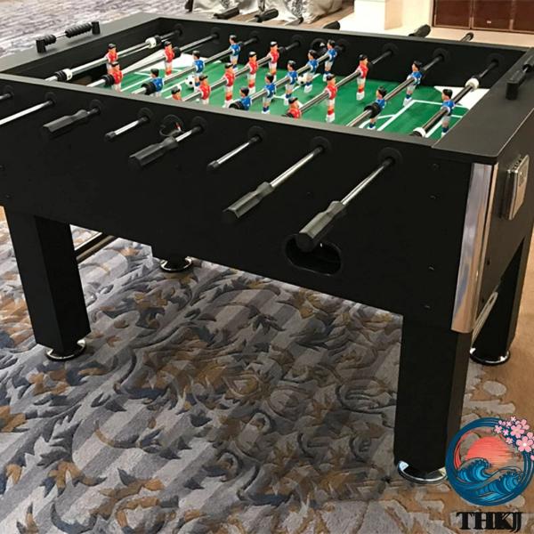 ? 素材：このフーズボールテーブルは高品質の素材で作られており、耐衝撃性に優れ、変形や割れにくいです。プレーヤーの高いエネルギーに耐えるようにしてください。? 人間工学に基づいたハンドル: ジョイスティックには快適なグリップがあり、滑らかで...