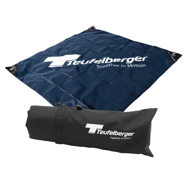 Rope Tarp 125 x 125cm / Nylon 420D / Black■特徴タープは丈夫で軽量なポリアミド製。グレーのコーナーループとゴムバンドにより、ロープの端を簡単に収納でき、またすぐに見つけることができます。工夫次第でそ...