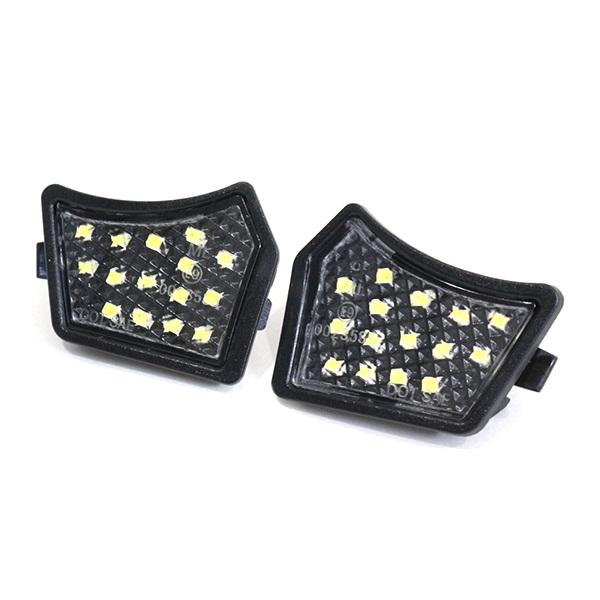LEDアンダーサイドミラーランプユニット　ウェルカムランプです！夜間の愛車の安全性の向上とドレスアップ効果がございます。■適合車種・メーカー：ジャガー・車種：XEX760・年式：2015〜※※適合車種はあくまでも参考でございます。必ず商品画...