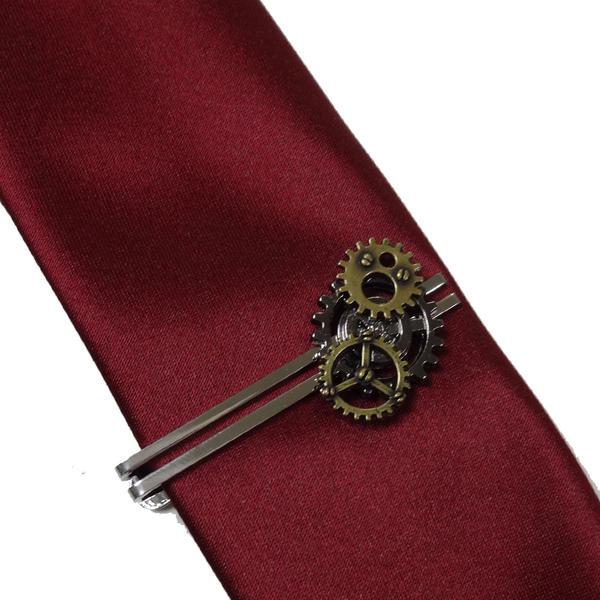 【tearsheavenオリジナル】歯車を使ったハンドメイドのタイピンスチームパンク系【サイズ】横　5センチ【材質】メタル日本製