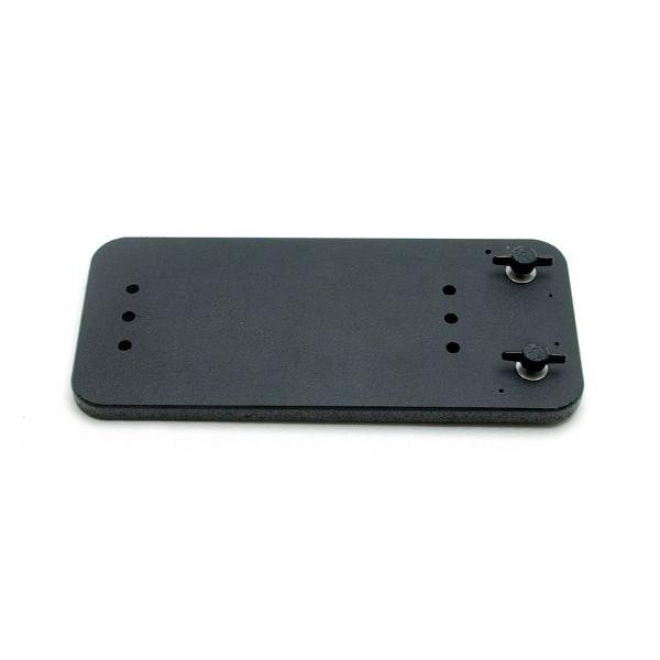 ターポンのサイドレールにワンタッチで装着できる台座です。スコッティやRAMのベースマウントをセット可能です。ある程度の下穴は開いていますが、ネジのねじ込める素材なので、穴あけや固定も簡単に出来ます。ドリルにて好きな位置に穴を簡単に開けられま...