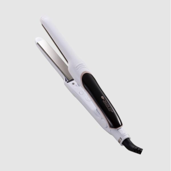 求められるのは、エモーショナル感どんなに短いレングスでも「エレメアレピF」のフラットプレートが、髪の毛をしっかりホールドして思い通りのふんわりした丸みや襟足のくびれをシェイプすることができます。計算された顔周りの後れ毛や、キュッとしまったま...