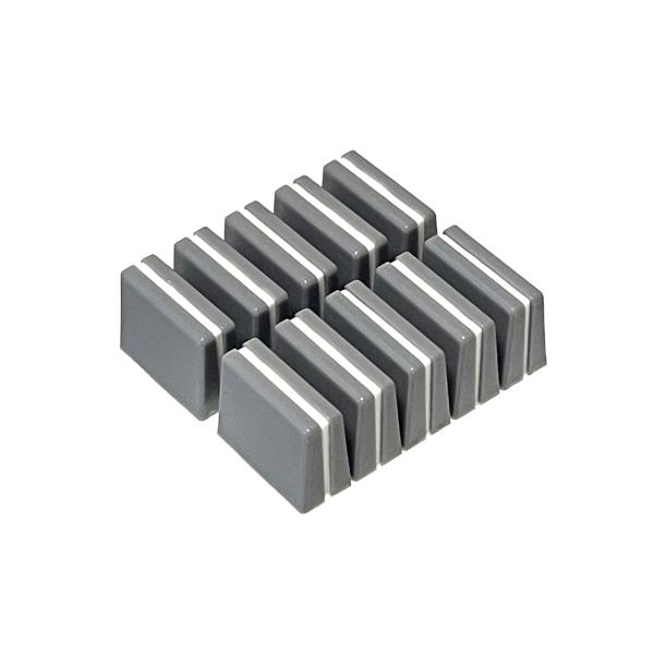 ミキサーのフェーダー/スライドボリューム用ツマミ/ノブ 10個セットフェーダーの軸幅が4mmのもの用（軸穴まで5mmの深さがあります）色：グレー、横幅：20mm、高さ：15mm紛失や破損してしまったツマミの交換用としてお使い頂けます。お得な...