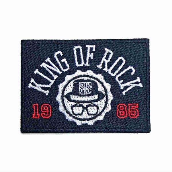 ●オフィシャルバンドTシャツの通販ショップ＜ティーマーチ！TEE-MERCH.COM＞からの出品です。当店の取扱商品はすべて新品・正規オフィシャルライセンス商品です。●寸法表記は参考値ですので、実寸と若干の差異がある場合がございます。実寸や...