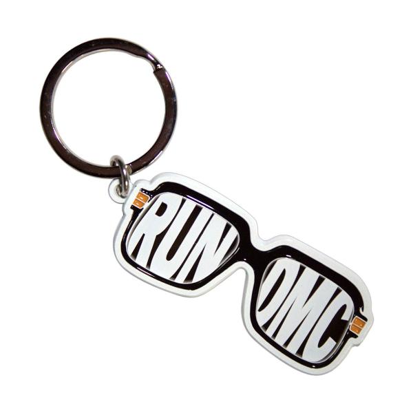 ●オフィシャルバンドTシャツの通販ショップ＜ティーマーチ！TEE-MERCH.COM＞からの出品です。当店の取扱商品はすべて新品・正規オフィシャルライセンス商品です。●寸法表記は参考値ですので、実寸と若干の差異がある場合がございます。実寸や...