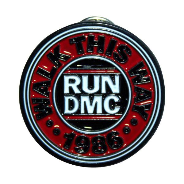 ●オフィシャルバンドTシャツの通販ショップ＜ティーマーチ！TEE-MERCH.COM＞からの出品です。当店の取扱商品はすべて新品・正規オフィシャルライセンス商品です。●寸法表記は参考値ですので、実寸と若干の差異がある場合がございます。実寸や...