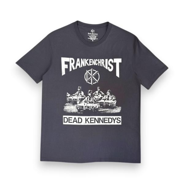 ●オフィシャルバンドTシャツの通販ショップ＜ティーマーチ！TEE-MERCH.COM＞からの出品です。当店の取扱商品はすべて新品・正規オフィシャルライセンス商品です。●寸法表記は参考値ですので、実寸と若干の差異がある場合がございます。実寸や...