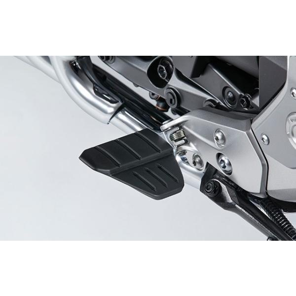 【Honda(ホンダ)】 純正 ゴールドウィング Tour共用 メインステップボード  08R72-MKC-AE0