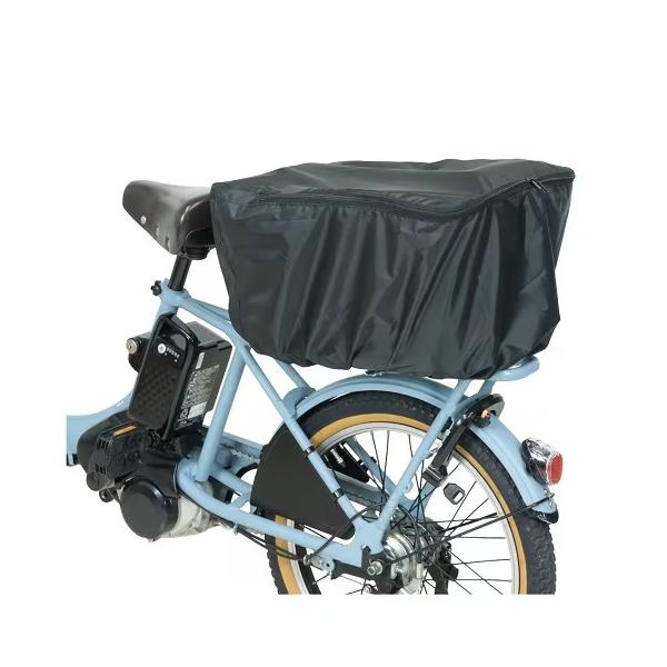 車体のデザインに合わせやすいブラックカラーのリアバスケットカバーブラックカラーのシンプルなリアバスケットカバーです。ブラック単色のため、様々な自転車と合わせやすいデザインとなっています。 バスケットカバーを取り付けることで、荷物の飛び出しを...