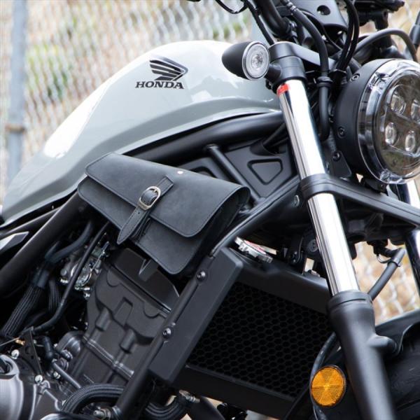 品　番SB-110カラーヴィンテージブラック、ヴィンテージブラウン素　材牛革(オイルレザー)サイズ縦15×横27×幅5(cm)容量0.5L付属品ラダーストップベルト×2、結束バンド×2、背面紐×2注意点■取付け、ご使用時の注意点■・同じ製品...