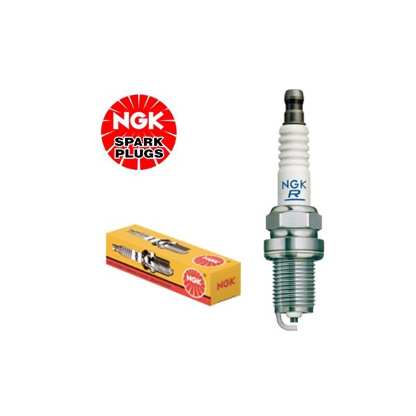 定形外 NGK エヌジーケー  【0087295179567】 スパークプラグ BKR5EK 一般プラグ 7956 一体多極プラグ（2極）　外側電極を多極仕様にする目的は、電極消耗を分散させて耐久性を確保することです。　また、多極プラグは、...