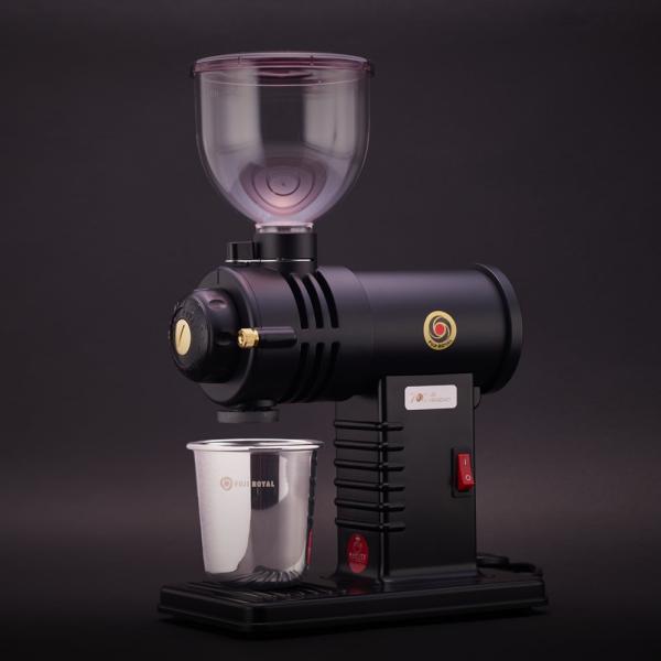 Spec型式：R-220サイズ (W × D × H) mm：130 × 240 × 362重量：4.6 kg粉砕能力：400 g / 毎分ホッパー容量：200 g電源：単相 100 V定格電力：130 Wカラー：マットブラックTagフジロ...