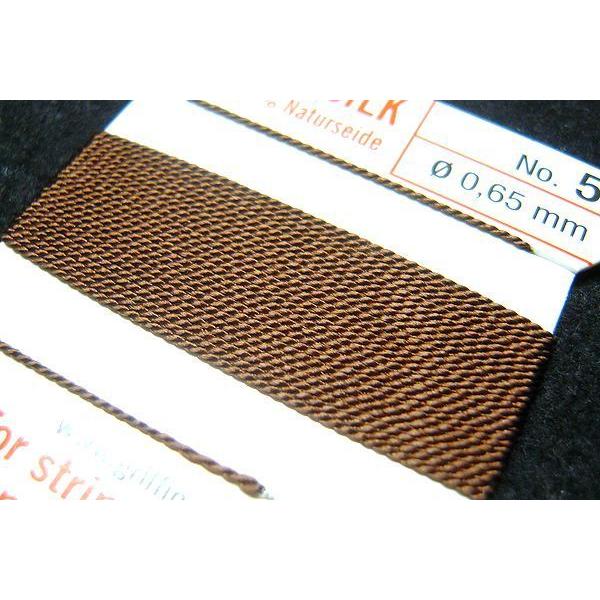 ※写真は5号のものとなります。お洒落なコードアクセサリーに！針がついていて作業がラクラク。 0号(0.3mm)〜16号(1.05mm)まで取り揃えております。 　0号：0.3mm　1号：0.35mm　　2号：0.45mm　　3号：0.5mm...