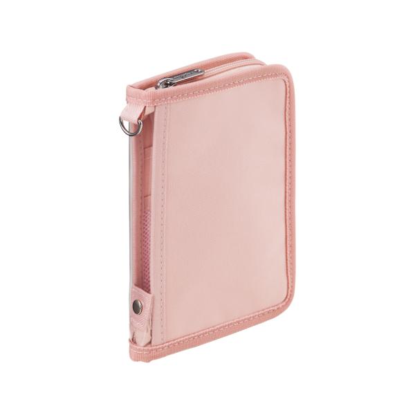＜商品特徴＞デコレーションしたシートを透明ポケットにセットするとオリジナルデザインのポーチが作れます。内側にはトレカや会員証が入るカードポケット、中身が見える透明ポケット、缶バッジが付けられるメッシュポケットがあり、グッズ等の持ち運びに便利...