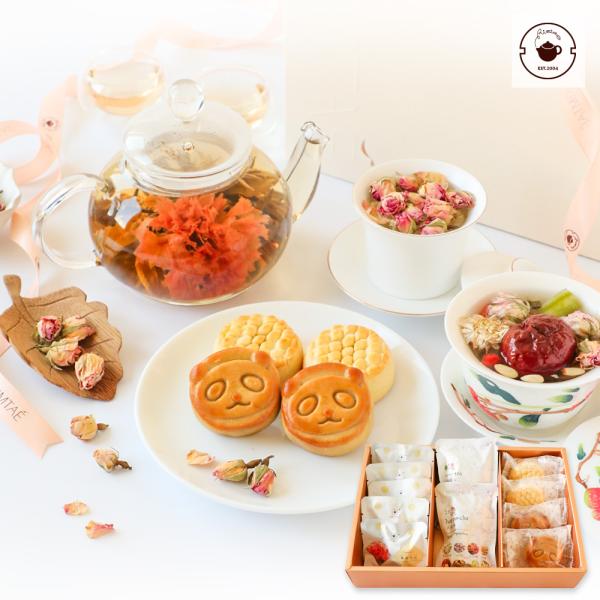 [商品情報]●商品名：ほっこりセット●内容量：・萬紫千紅 1個　・茉莉仙子 1個　・百合花籠 1個　・金花彩彩 1個　・東方美人 1個・八宝茶　25g×1P・バラ茶 10g×1P・パイナップルケーキ　2個 ・パンダ月餅　 2個 ★金額が分か...