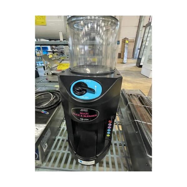 商品名：なめらかフローズンドリンク(氷砕機能付き) 寸法：W260×D420×H630 メーカー：中部コーポレーション 型式：SB-20N 年式：2016年製 電源：単相100V 50/60Hz共用 コンセントプラグ：あり 消費電力：400...