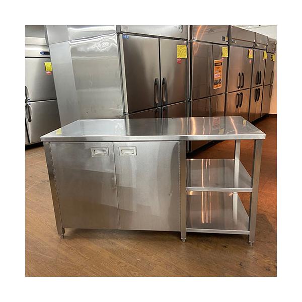 商品名：作業台 扉付き 寸法：W1530×D700×H850 型式：不明 保証期間：なし ランク：B 特記事項：-  販売店：テンポス立川店（東京都立川市）からの配送です。