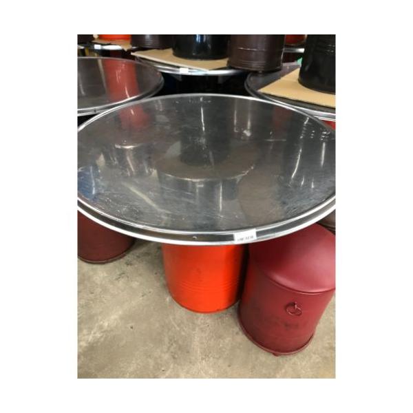 商品名：ドラム缶テーブル 寸法：W900×D900×H730 メーカー：不明 型式：不明 保証期間：なし ランク：B 特記事項：-  販売店：テンポス名古屋西店（愛知県名古屋市）からの配送です。