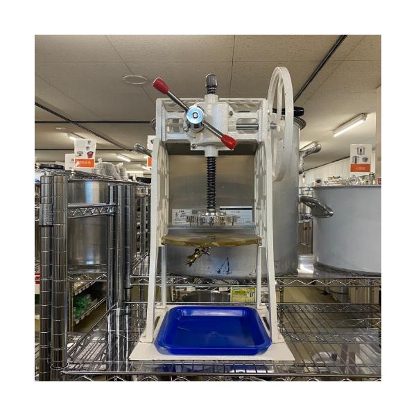 商品名：手動かき氷機 寸法：W435×D300×H770 型式：PRO-B130MC ガス種： 重量：16kg 付属品：写真の通り 説明書：写真の通り 保証期間：なし ランク：B 特記事項：-  販売店：テンポス長野下諏訪店（長野県諏訪郡）...