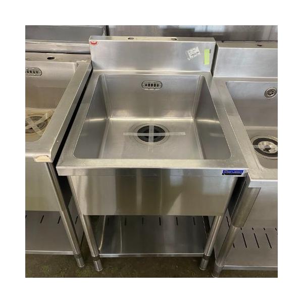 商品名：一槽シンク 寸法：W600×D750×H800 メーカー：マルゼン 型式：BS1-067 付属品：なし 説明書：なし 保証期間：なし ランク：B 特記事項：バックガード60×150  販売店：テンポス千葉店（千葉県千葉市）からの配送です。