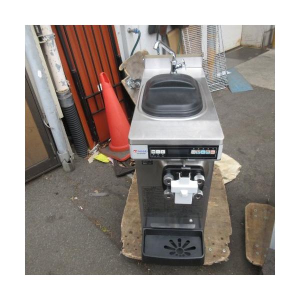 商品名：ソフトクリームマシン 寸法：W298×D739×H924 メーカー：日世 型式：NA-9524AE 年式：2018年製 電源：三相200V 50/60Hz共用 コンセントプラグ：あり 消費電力：1.8/2.1kW ガス種： 重量：8...