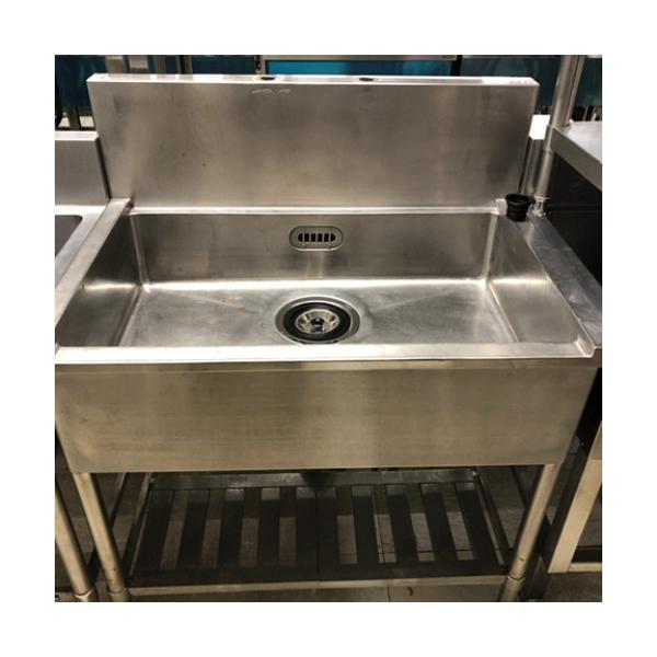 商品名：舟形シンク 寸法：W900×D600×H800 年式：不明 保証期間：なし ランク：C 特記事項：-  販売店：テンポス長崎店（長崎県長崎市）からの配送です。