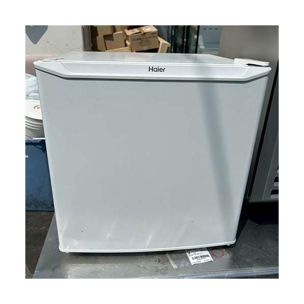 商品名：小型冷蔵庫 寸法：W474×D450×H490 メーカー：Haier 型式：JR-N40H 年式：2020年製 電源：単相100V 50/60Hz共用 コンセントプラグ：あり 消費電力：49W 内容積：40L 重量：16.0kg 付...