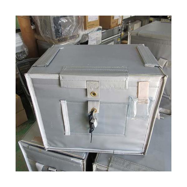 商品名：保冷バック 寸法：W420×D320×H360 付属品：写真の通り 説明書：写真の通り 保証期間：なし ランク：B 特記事項：-  販売店：テンポス川崎店（神奈川県川崎市）からの配送です。