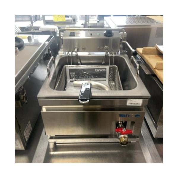 商品名：電気卓上フライヤー 寸法：W350×D450×H250 メーカー：タニコー 型式：TEFC-3545 年式：2023年製 電源：単相200V 50/60Hz共用 コンセントプラグ：あり 消費電力：3.0kW 内容積：7.5L ガス種...