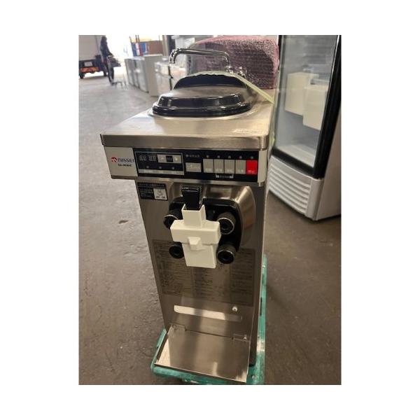 商品名：ソフトクリームフリーザー 寸法：W298×D739×H924 メーカー：日世 型式：NA-9424AE 年式：2014年製 電源：三相200V 50/60Hz共用 コンセントプラグ：なし ガス種： 付属品：写真の通り 説明書：なし ...