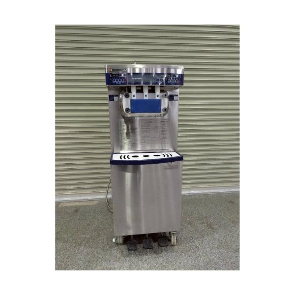 商品名：ソフトクリームマシーン 寸法：W527×D768×H1487 メーカー：日世 型式：NA-6448WE 年式：2018年製 電源：単相200V 50/60Hz共用 コンセントプラグ：あり 消費電力：冷却時:1.8/2.1kW×2加熱...