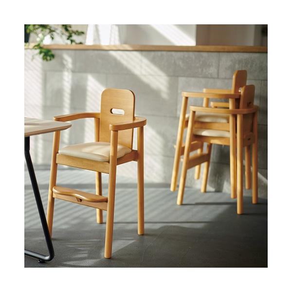 商品名：CHERRY(チェリー) 既製品 子供椅子6号（既製品） スタッキングイス寸法(mm)：幅450×奥行450×高さ810(座面高さ520)お届け数：1メーカー：桜屋工業カラー選択：ナチュラル/ダークブラウン主材：天然木(ゴム材)背部...