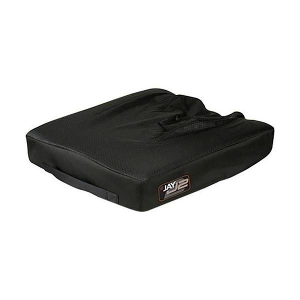 ・最高レベルの除圧効果と姿勢保持を提供。サイズ/幅35.6×奥行40.6×厚さ7.6cm重さ/1.9kg材質/ベース部:密封ウレタン、パット部:特殊流動体、カバー部:伸縮性ナイロン生産国/メキシコ★別売替カバー:有り商品名：JAY J2クッ...