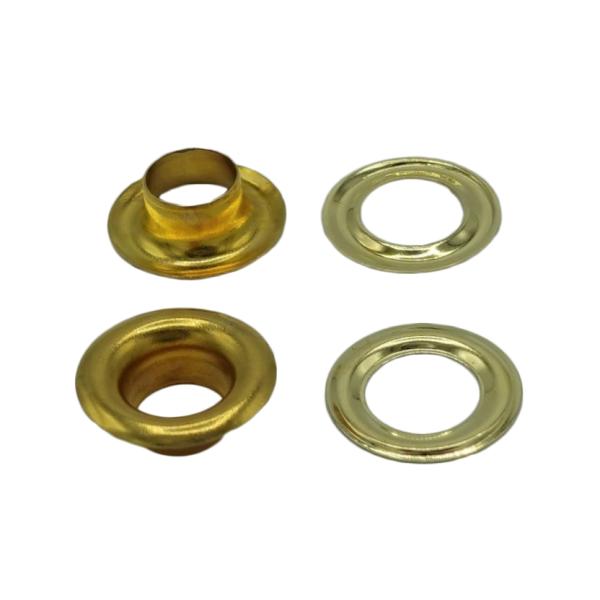バッグ・服飾等の飾りや、旗・幕などの紐通しや　補強具としてのご使用も出来ます。材質：真鍮　キリンスメッキ外径：１４ｍｍ×穴径：７ｍｍ×高さ：５ｍｍカラー：ゴールドサイズはあくまでも目安であり、商品により多少の誤差が出ます。商品の仕様は予告な...