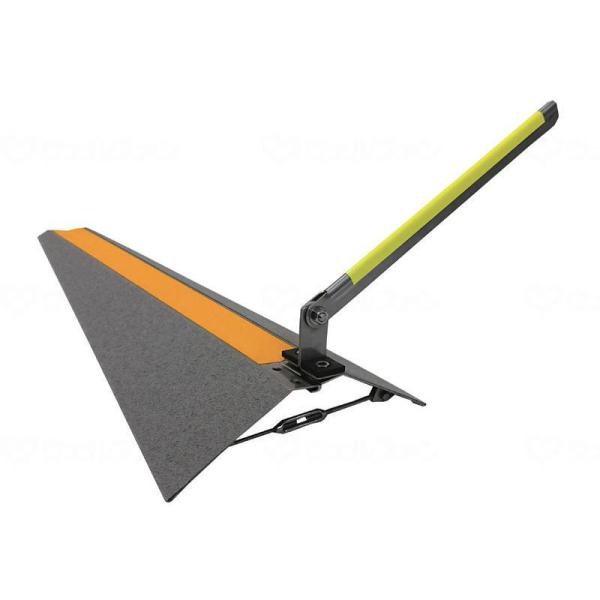 勾配がある場所でケアスロープ設置を可能にする傾斜補正台 CS-T※本製品は補助パーツであり、スロープ本体は付属しませんのでご注意ください。坂道の途中など勾配のある場所で、ケアスロープと地面の隙間にこの傾斜補正台（CS-T）を敷くことで、勾配...