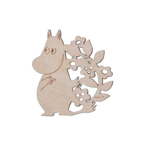 MOOMIN 木製コースター（ムーミン）★天然木を繊細にカットして作られたコースターです。★コースターとして使うより、ちょこっと飾っておきたくなるかもしれません。サイズ：約100×105mm　420gPP袋入り（個包装）中国製