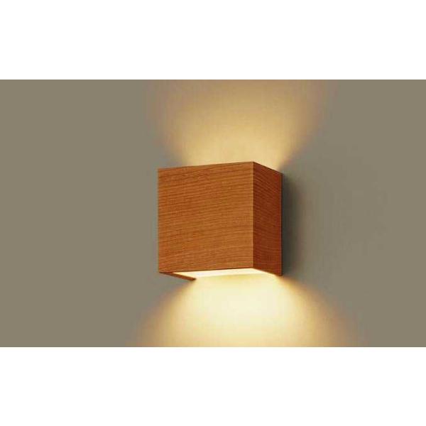 ◆器具光束：140 lm　◆電圧：100 V　◆消費電力：4.9 W　◆消費効率：28.5 lm/W◆壁直付型、拡散タイプ◆Ra83◆上下面カバー付（非密閉）◆60形電球1灯器具相当◆入力電流（100V時）：0.08 A◆ランプは口金GX5...