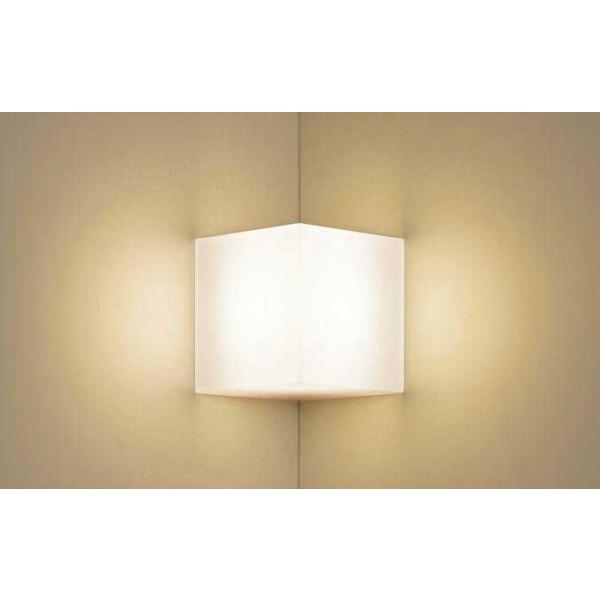 ◆器具光束：360 lm　◆電圧：100 V　◆消費電力：4.9 W　◆消費効率：73.4 lm/W◆デザイン分類：Casual◆【アクリルカバー】乳白つや消し◆壁直付型、拡散タイプ◆Ra83◆入隅コーナー用◆上下面カバー付（非密閉）◆60...