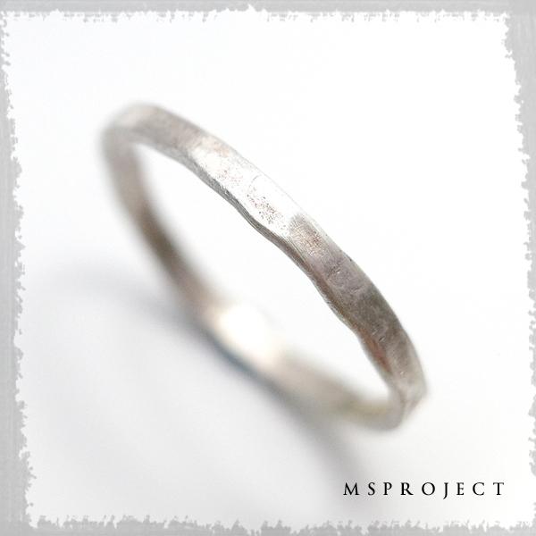 品番 de-67-ms-119商品名 シルバー950　Hammer Tone（槌目）リングサイズ JP＃12〜13号　　幅　約1.9〜2.0mm使用素材 銀sv950 取扱方法銀シルバー950です、アレルギーをお持ちの方は使用にご注意くださ...