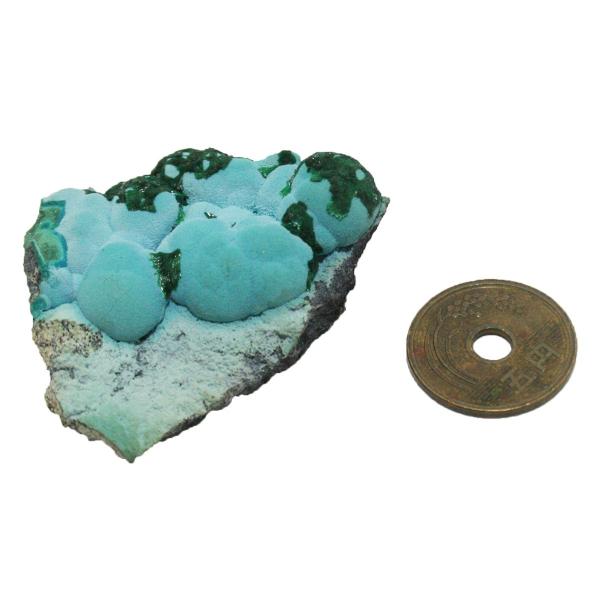 商品番号：gs-sp-2424素材　　：クリソコラ(Chrysocolla)商品名　：原石/1点ものサイズ　：約46x38x20mm 30g■備考※お使いのブラウザにより色合いなど若干異なる場合があります。※天然由来の傷・ヒビ・欠け・付着物...
