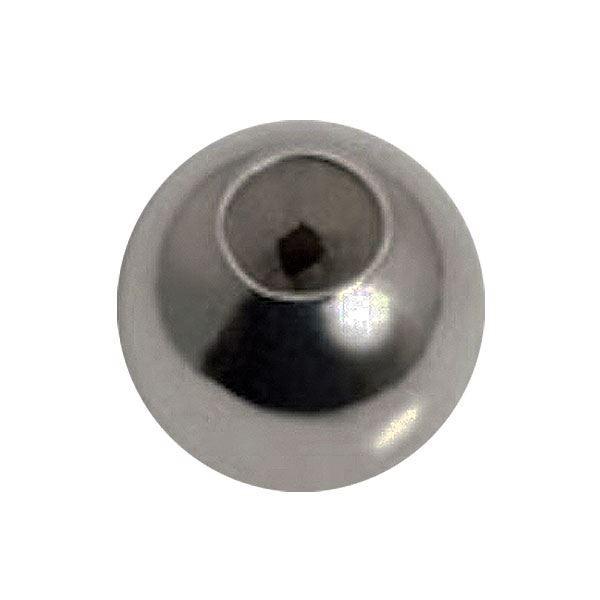 ピンをシリコンの中に入れます。ピンを通したらチェーンまでスライドさせると長さが調整できます。商品名：シルバーシリコンストッパーラウンドビーズ品番　：sb31素材　：sv925/シリコンサイズ：約 3mm　シリコン内径0.6-1.2mm入り数...