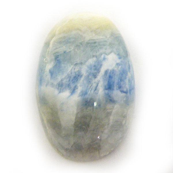 商品番号：st-st-718素材：ブルーシェーライト(Blue Scheelite)商品名：カボション/1点ものサイズ：約 20x12.5x5.2mm■取扱方法※お使いのブラウザにより色合いなど若干異なる場合があります。※天然由来の傷・ヒビ...