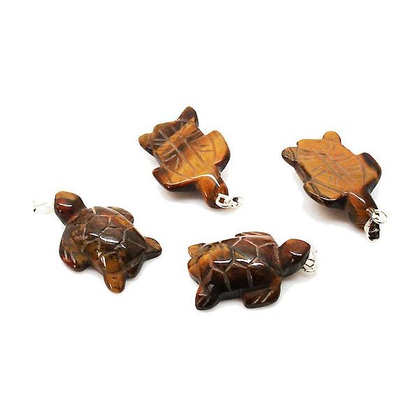 ペンダントやブレスレットのパーツとしてすぐに使えて便利な天然石チャームパーツです♪サイズ：約24x17x8mm石の名前：タイガーアイペンダントパーツ　亀注意事項※天然石の為、インクリュージョンや色の濃淡があり、画像とモチーフや色味が異なる場...