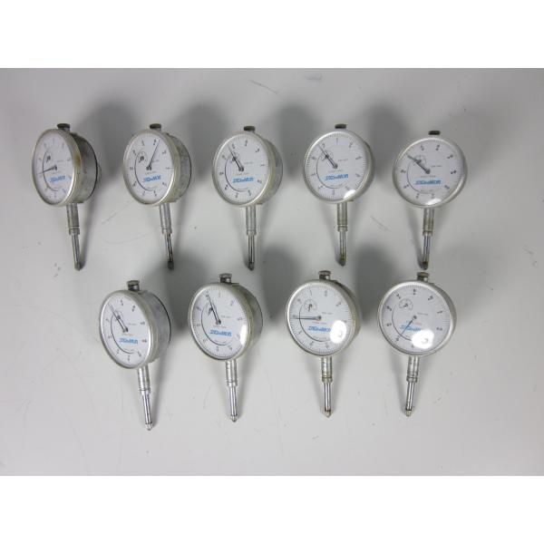 外観状態：汚れあり、日焼けありその他備考：ダイヤルゲージ（ストローク0-20mm/0.01mm)　9個セット　精度未確認／現状品ご必要に応じて対応致しますので、お気軽にお問い合せ下さい（但し、弊社で確認できる範囲に限ります）【注意事項】状態...