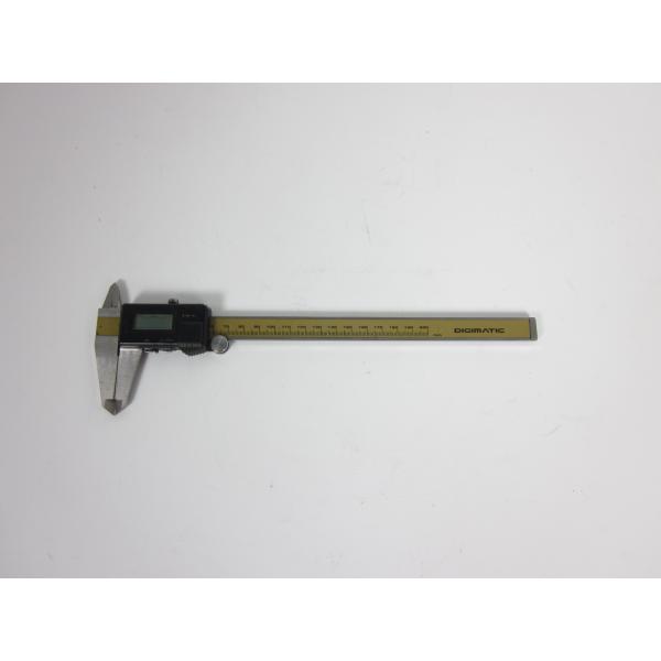 付属品：本体のみ外観状態：汚れ少ない、破損無し、日焼け少ない動作確認：通電確認不可、現状品、電池無しのため通電未確認その他備考：動作品として入庫ご必要に応じて対応致しますので、お気軽にお問合せ下さい（但し、弊社で確認できる範囲に限ります）【...