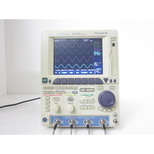 付属品：本体、取説、パッシブプローブ（700988　DC400MHz　10:1/1:1　10MΩ　600V)×４、CD、電源ケーブル、ロール紙、アクセサリーケース、前面カバー外観状態：汚れ少ない、破損あり、日焼け少ない表示状態：液晶洩れなし...